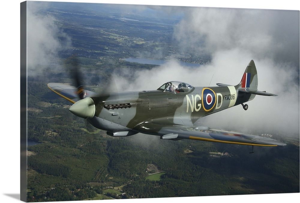 supermarine-spitfire-mk-xvi-fighter-warbird-of-the-royal-air-force,2459328.jpg | Canadian ...